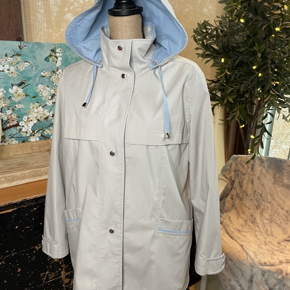 Mackintosh | Jackets & Coats | Mackintosh New England Womens M Beige ...